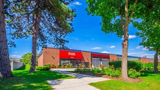 Markham Storage Units @ 8400 Woodbine Ave 4 Weeks Free