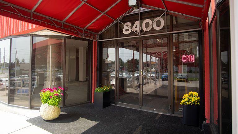 Markham Storage Units @ 8400 Woodbine Ave 4 Weeks Free