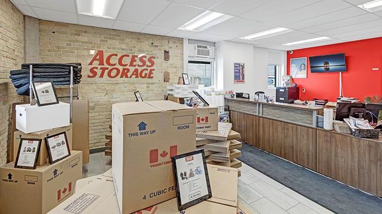 Winnipeg Storage Units @ 275 Gordon Ave 4 Weeks Free