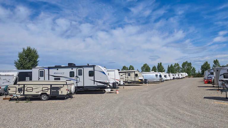 Brandon Storage Units @ 355 Park Ave E 4 Weeks Free