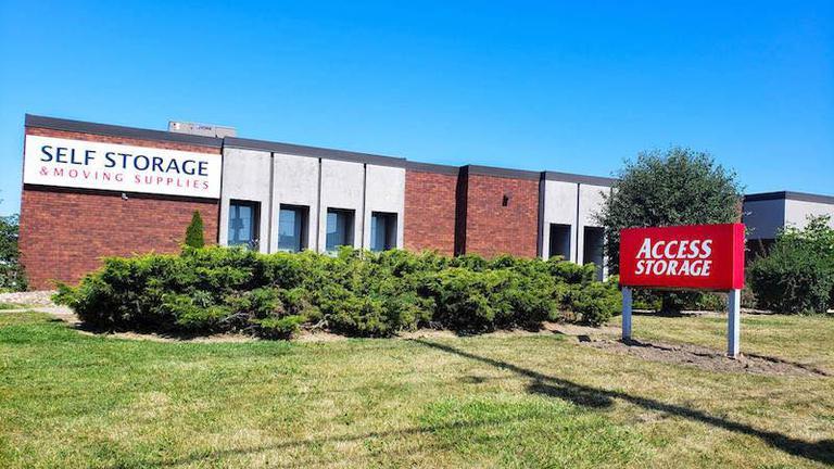 Brampton Storage Units @ 143 Heart Lake Rd S 4 Weeks Free