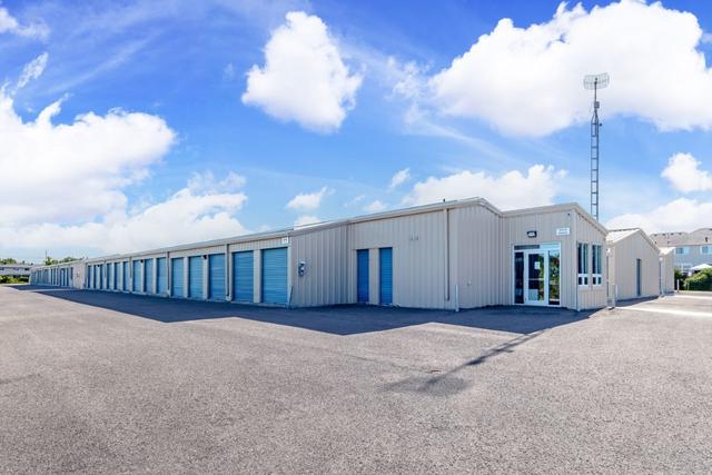 Ottawa Storage Units Near You | 10+ Locations 4 Weeks Free!