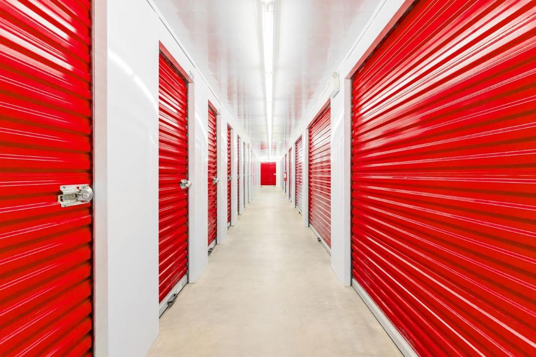 Downtown Hamilton Storage @ 391 Victoria Ave 4 Weeks Free