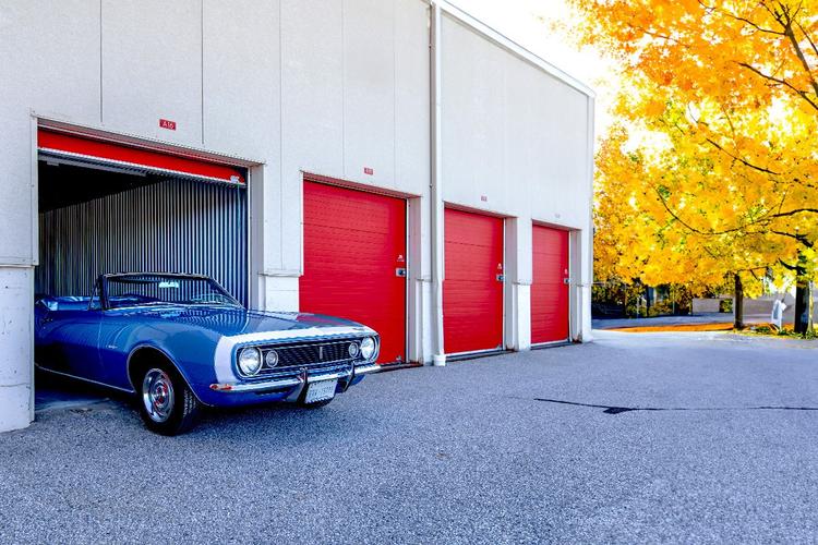 Outdoor Car Storage Near You ☑️ Indoor Winter Car Storage